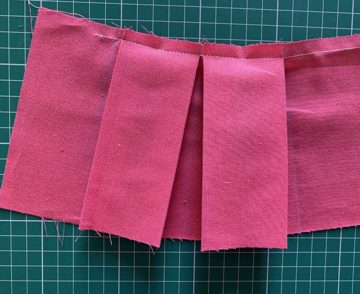How To Make Box Pleats And Inverted Box Pleats