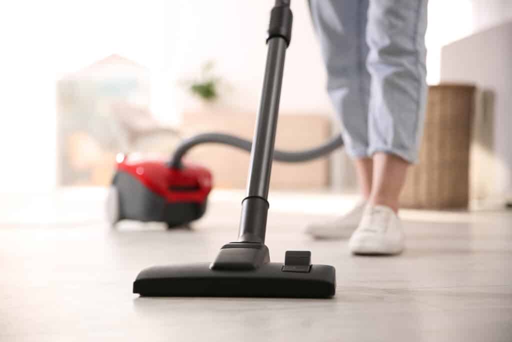 5 Best Vacuum For Sewing Room